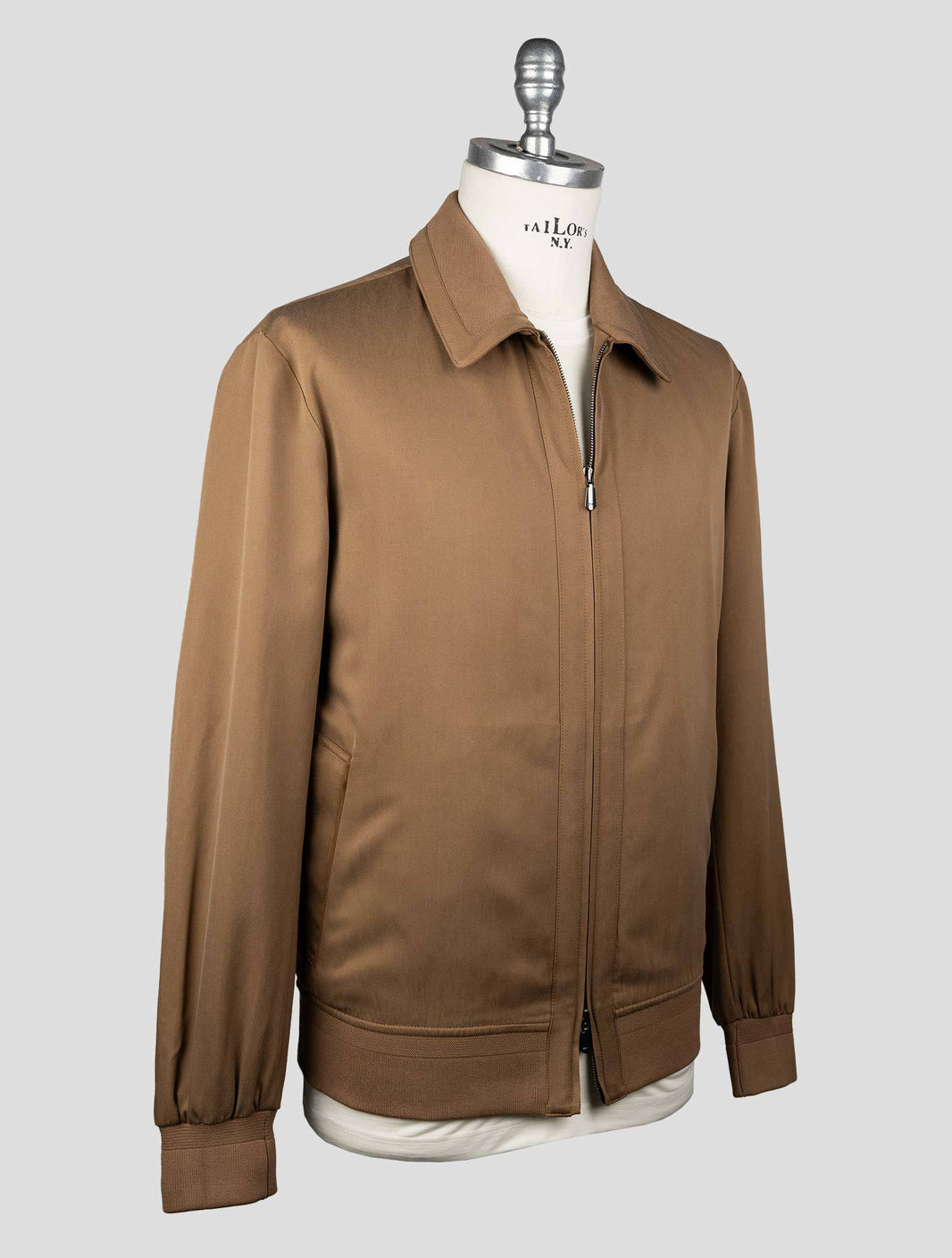 Cesare Attolini | Italian Designer Brand | Suits, Shirts, and More! – 2Men